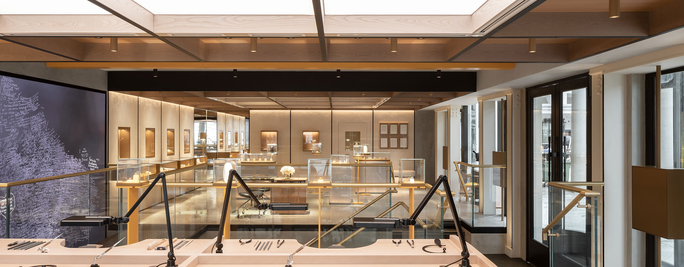 Lite Ltd | Vashi/Vashi Covent Garden/Vashi London/dpa Lighting Consultants